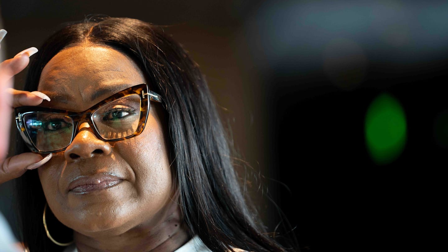 Sheryl Swoopes Tells Angel Reese She Doesn't Hate Caitlin Clark