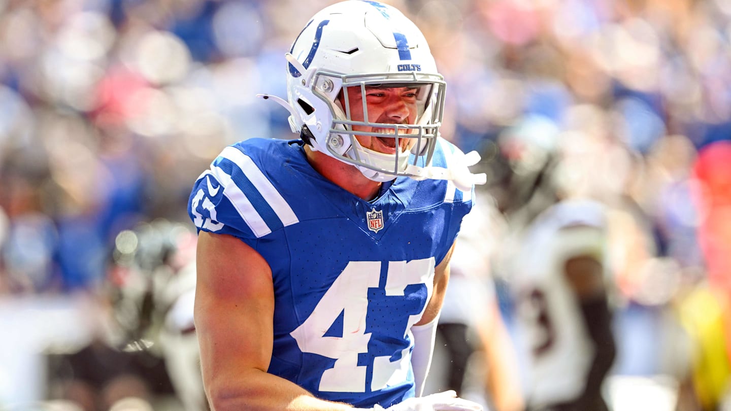 Indianapolis Colts Lose Special Teams Ace to Knee Injury vs Houston Texans