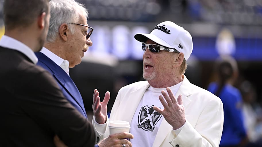 Las Vegas Raiders Insider Podcast Gives Friday Coaching Update