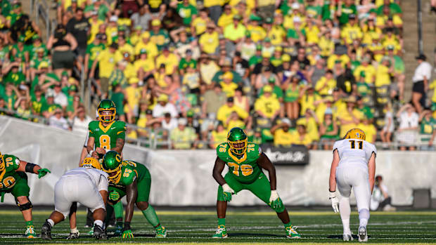 Oregon Ducks' Roster Loaded with NFL Prospects: Derrick Harmon ...