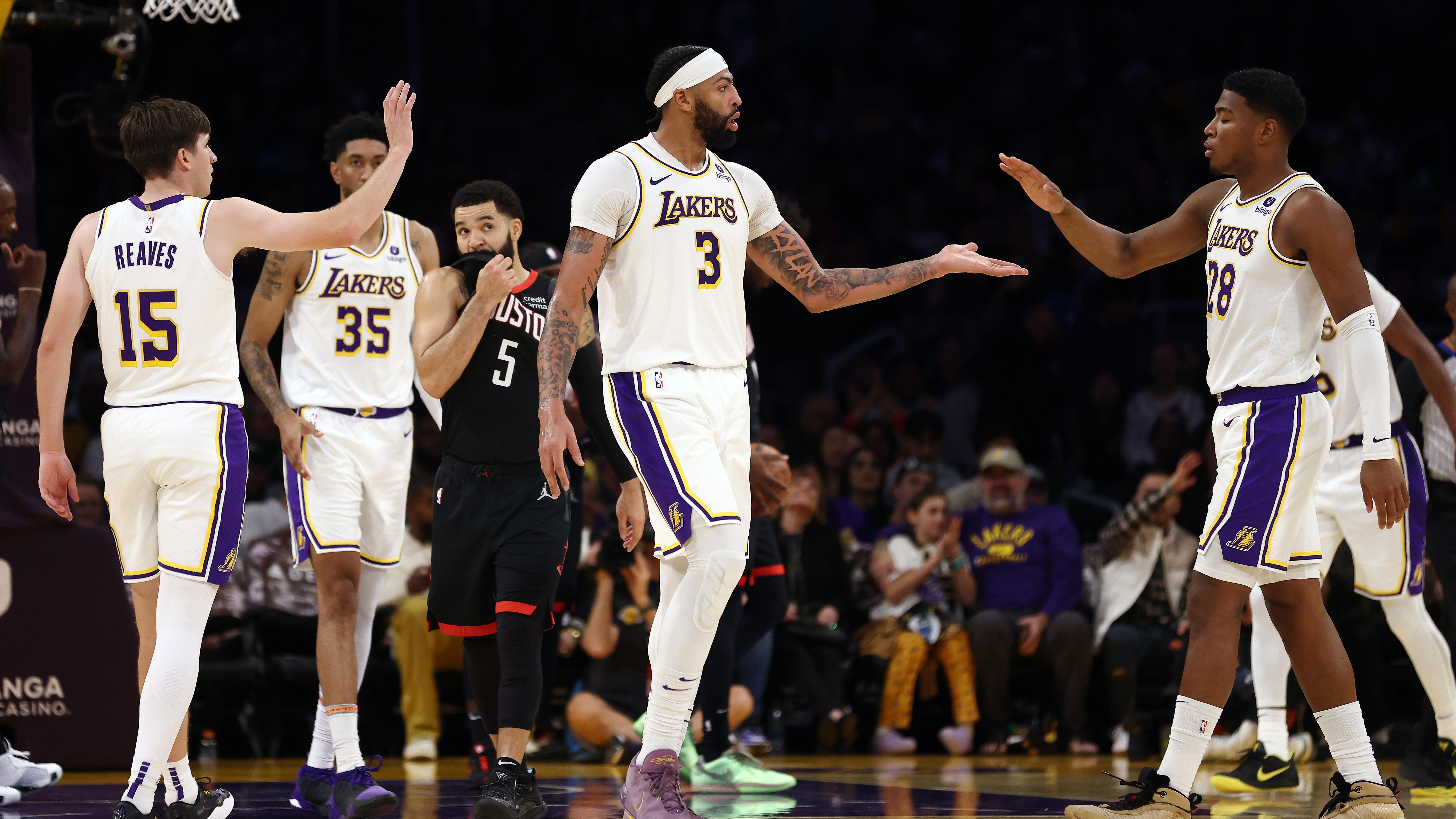 A former Laker has surprising advice for the Lakers' X-Factor