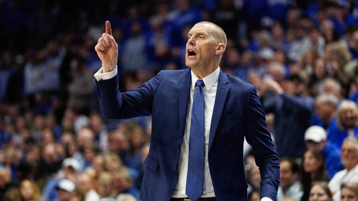 Mark Pope needs to win a NCAA Tournament game in year one at Kentucky