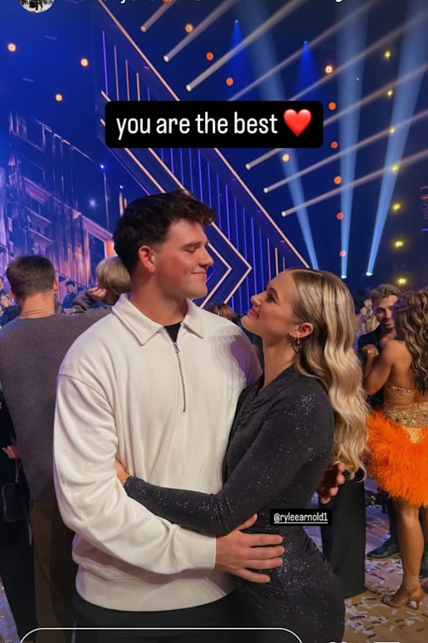 USC star Walker Lyons supports girlfriend Rylee Arnold at 'DWTS' finale