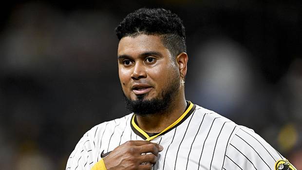 Rockies Encouraged to Land Padres Infielder as Key Roster Piece
