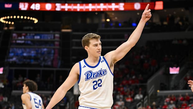 Four Things To Know: Mizzou Faces Drake in Round One of March Madness