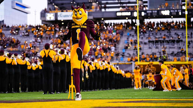 EXCLUSIVE: 2027 DL Xavier Muhammad Hopes for Arizona State OV