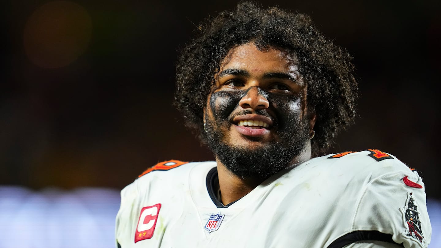 Tristan Wirfs gave a huge update on his injured knee after Buccaneers practice