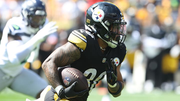 Fantasy Football Week 7 Start 'Em Sit 'Em: Jaylen Warren vs David ...