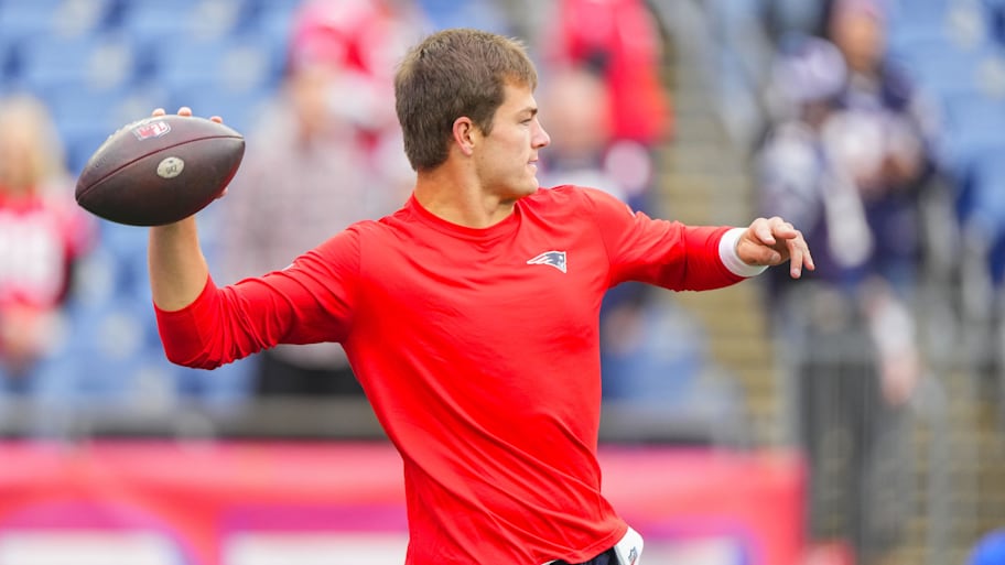 Insider Offers Update on Patriots QB Drake Maye's Knee