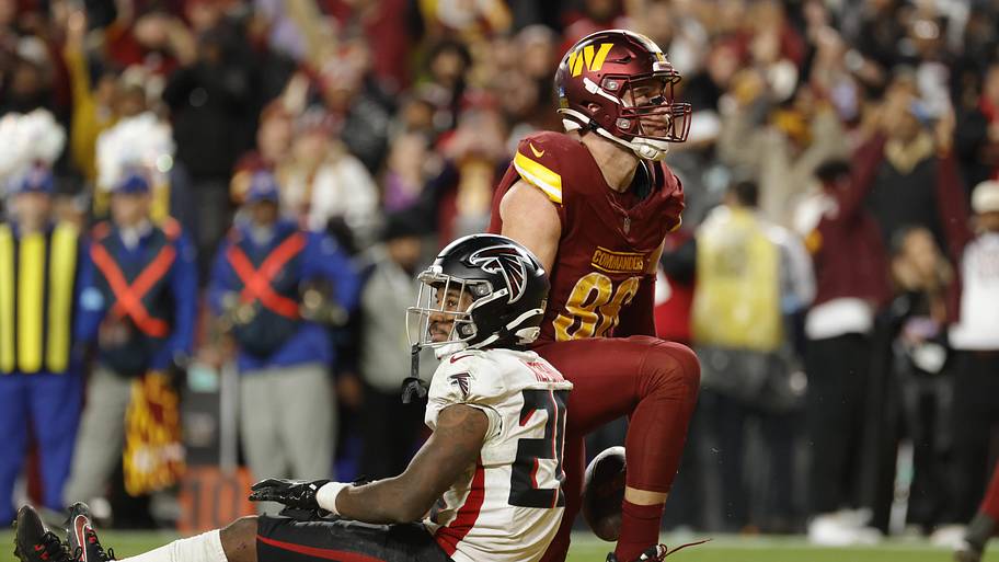 Commanders' Zach Ertz 'Made a Living' Off Plays Like Week 17 Game Winner
