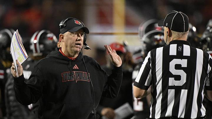 What Jeff Brohm, Louisville Football Players Said After 20-19 Loss vs ...