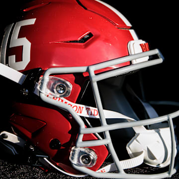 Former Alabama Wide Receiver Returning to Raiders