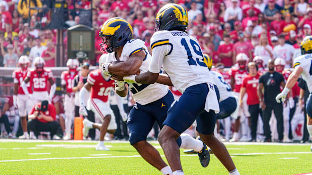 USC Linebacker Desman Stephens Details Areas of Improvement for Trojans ...