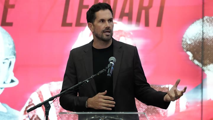 Matt Leinart sees crowded Heisman Trophy race after John Mateer injury
