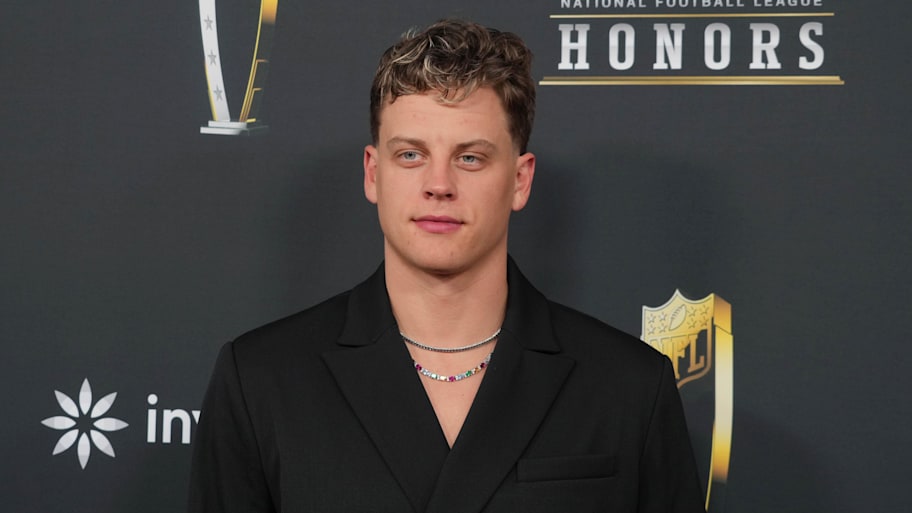 Watch: Snoop Dogg RIPS Bengals Defense, Joe Burrow's Smile Quickly Goes ...