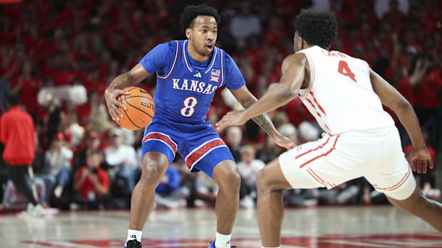 Joe Lunardi's Latest Bracketology Sees Kansas Basketball as Lowest Seed ...