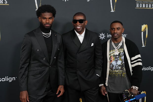 Shedeur Sanders wears ridiculously huge, pricey diamond chain for NFL draft