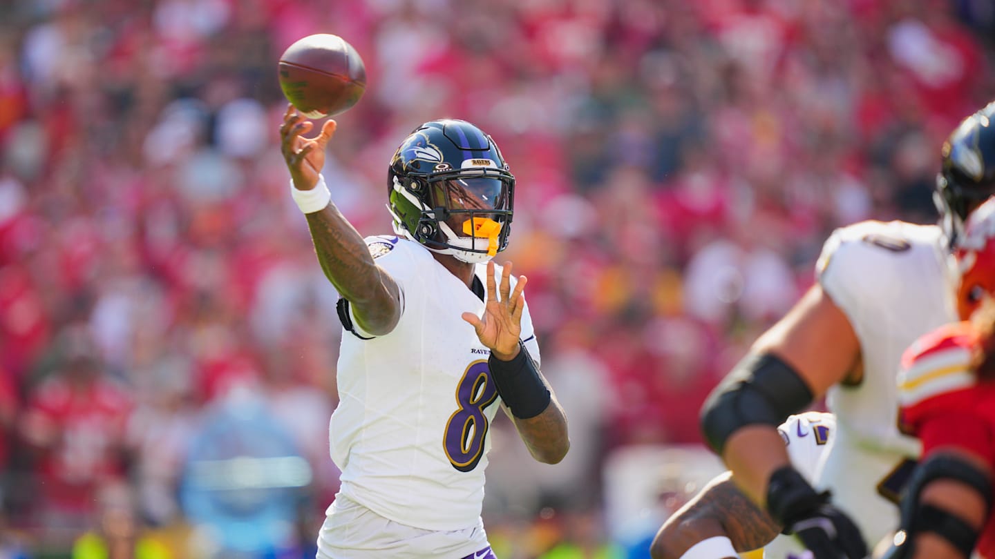 Positive Lamar Jackson Injury Update Doesn't Flip Texans vs. Ravens Odds for Week 5