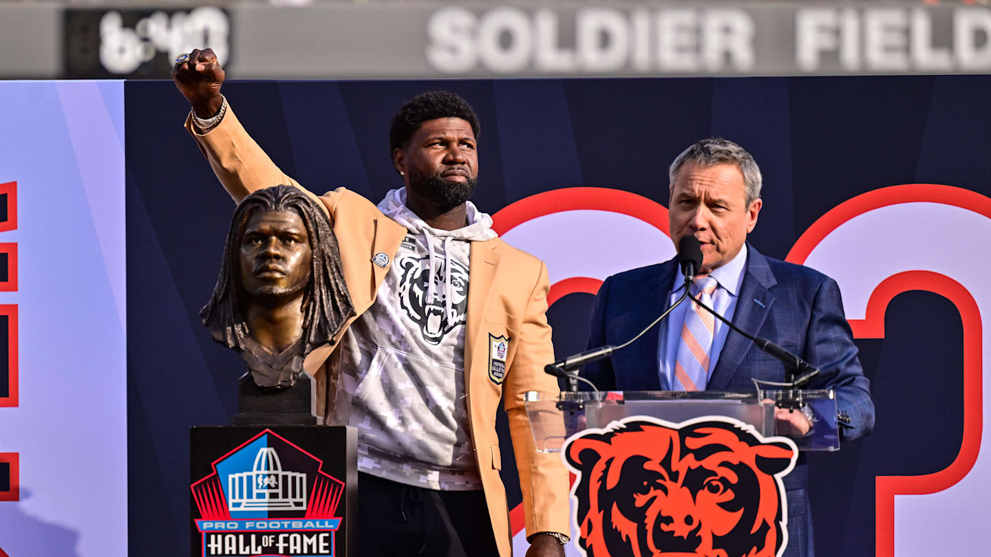 Bears' legend Devin Hester's son gets scholarship offer as a 7th-grader