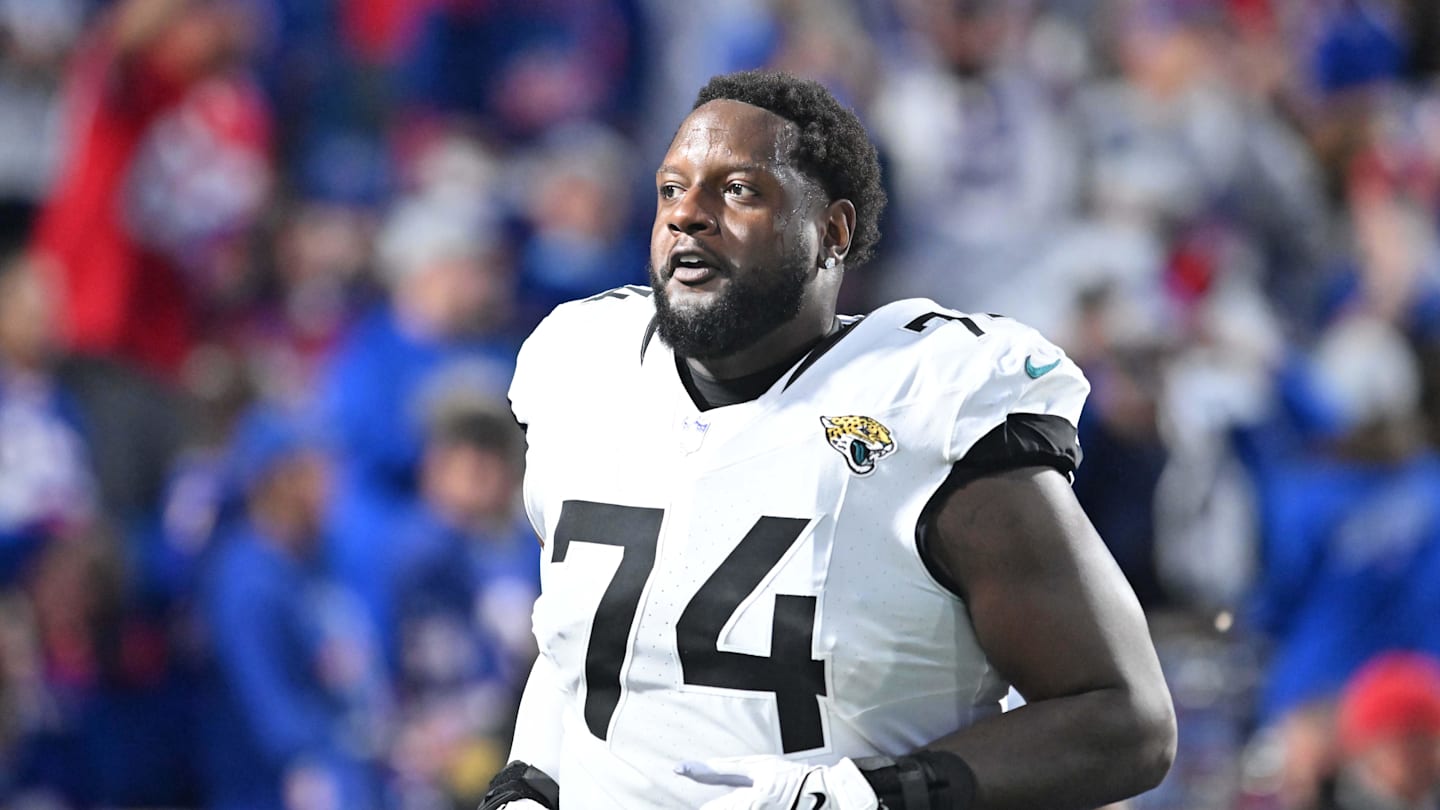 Walker Little helps Jaguars overcome Cam Robinson's departure vs. Patriots