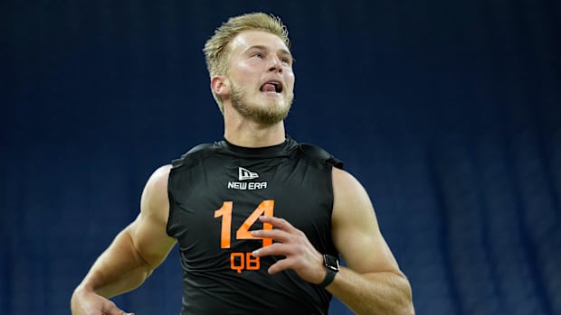 Former Oregon Ducks Quarterback Tyler Shough Shows Off Surprising Speed ...