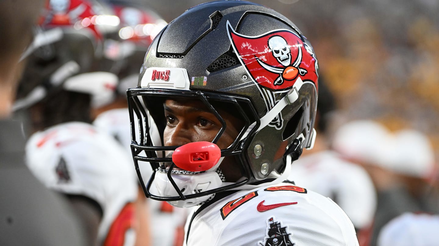 Bills' TE Zach Davidson gets Shilo Sanders ejected for throwing a punch