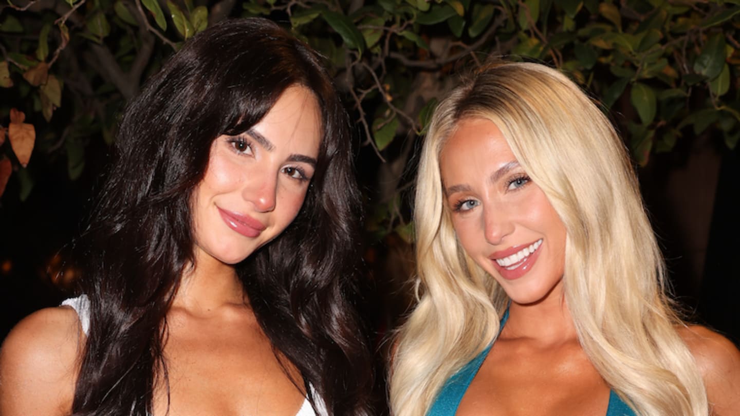 5 Adorable Pre-Show Photos of Alix Earle and Her Sisters Rehearsing ...