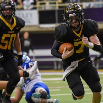 Hough sets 2025 football schedule; Huskies open vs. South Carolina ...