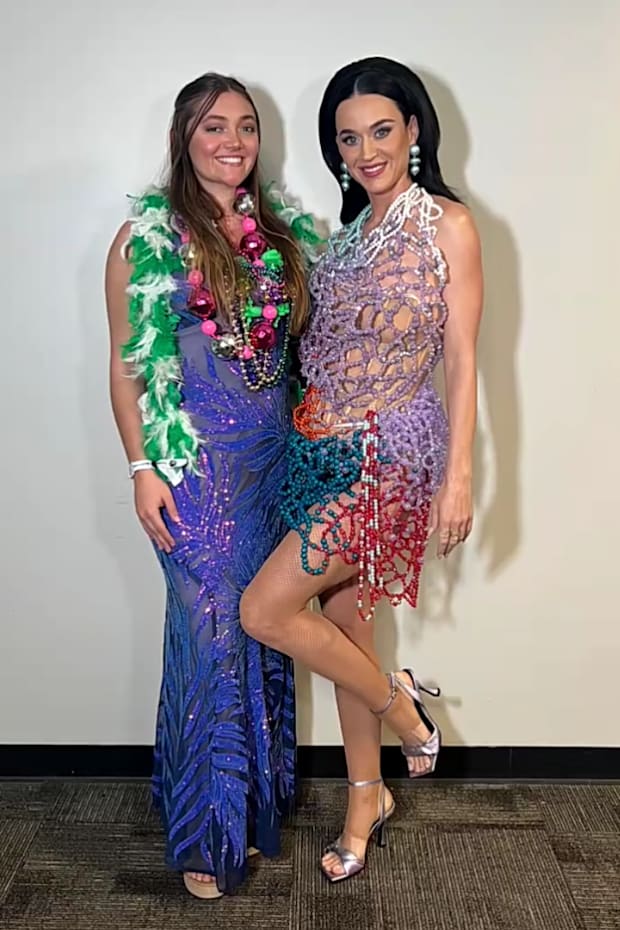 Livvy Dunne, sister Julz link with Katy Perry at Mardis Gras concert ...