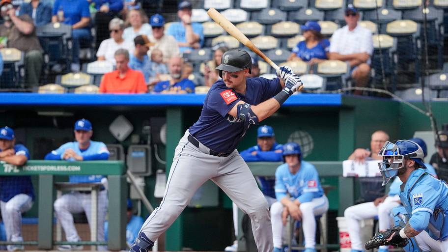 Mariners Shut Out the Astros Thanks to a Dominant Team Pitching ...