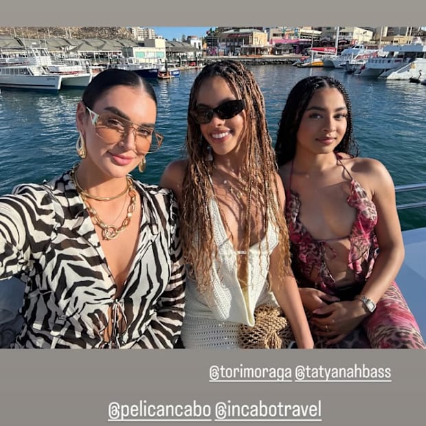 49ers WAG Tatyanah Bass outshines other Niners’ girls in sizzling ab ...