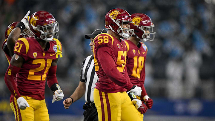 USC Trojans Lose Solomon Tuliaupupu To Transfer Portal: 22nd Player To ...