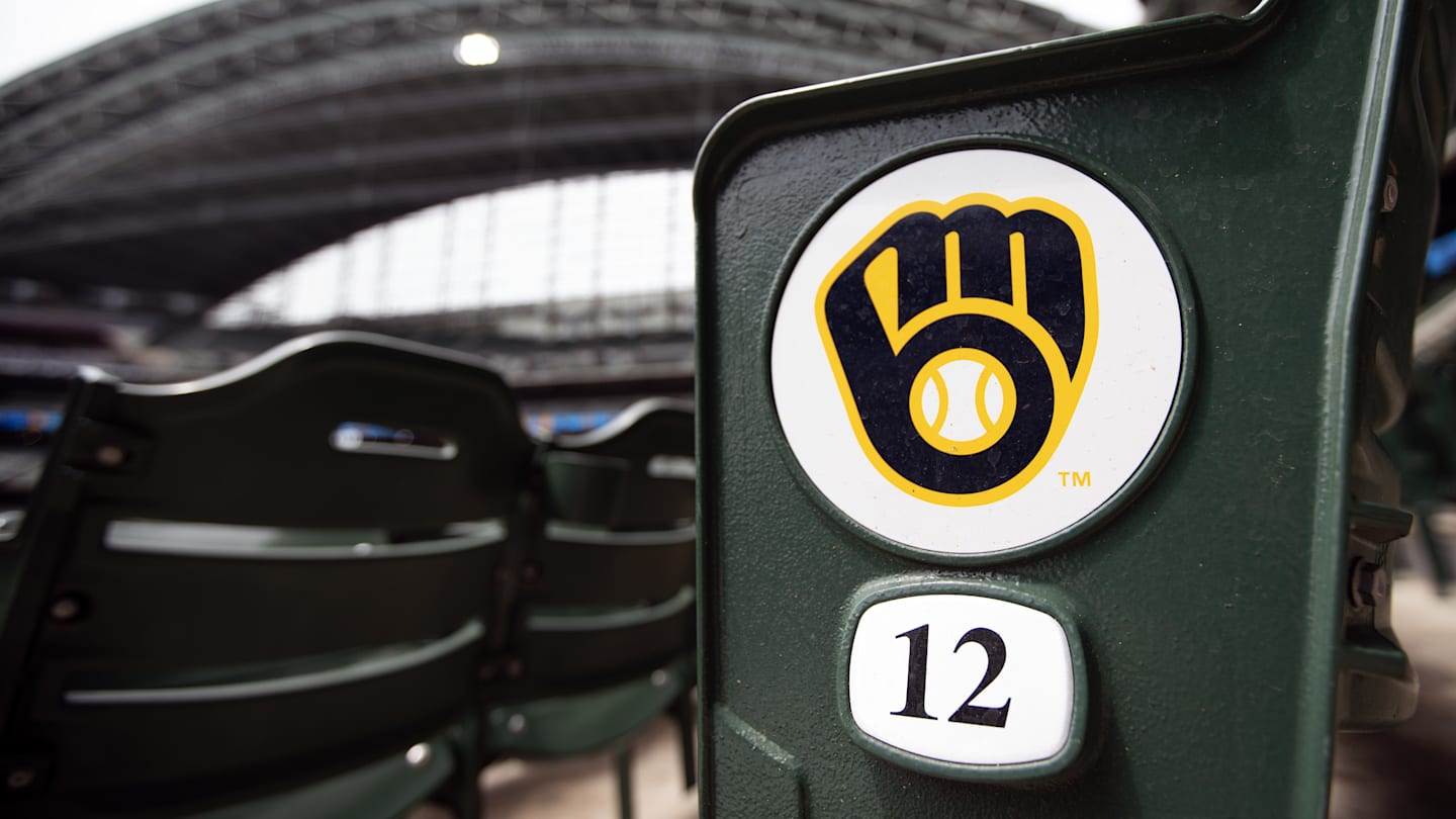 Brewers Get Brutal Injury Update About Young Slugger