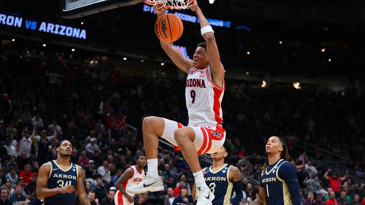 Arizona's Carter Bryant puts on a show in NCAA Tournament