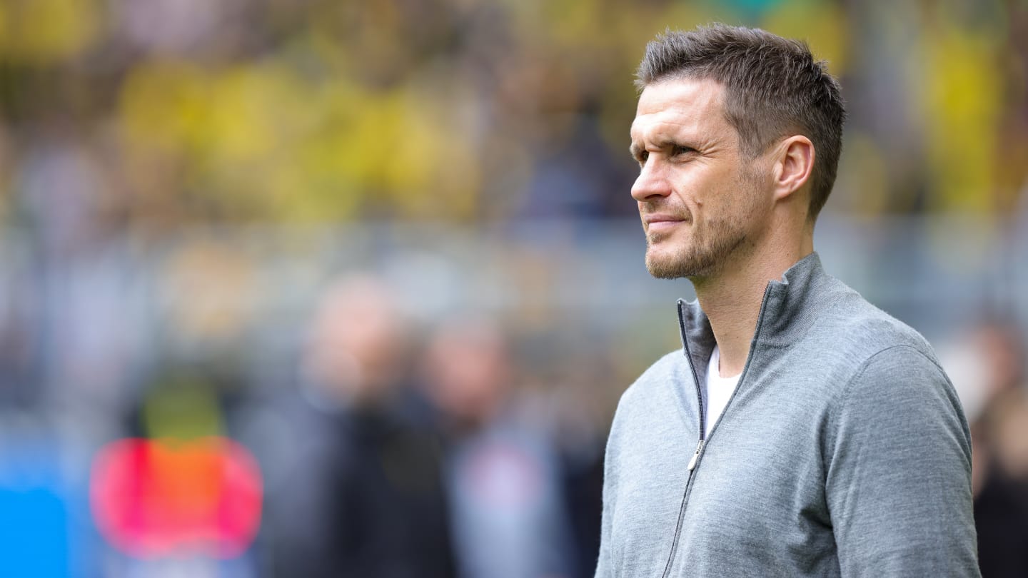 Borussia Dortmund to sign highly rated Italy youth international ...