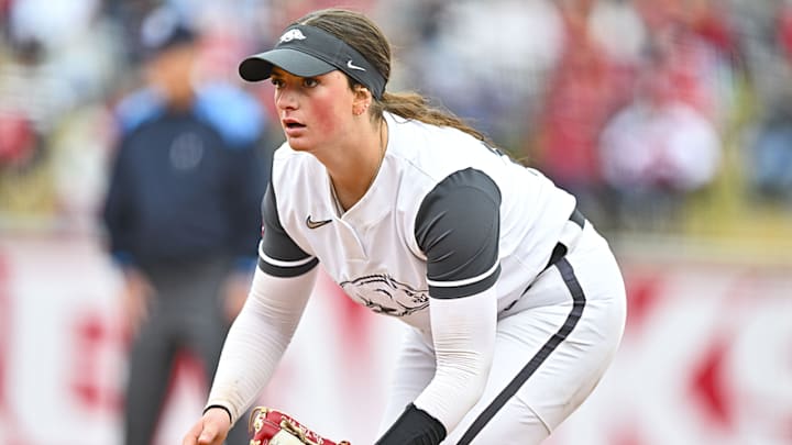 Arkansas' Bri Ellis wins USA Softball Player of Year | News Minimalist