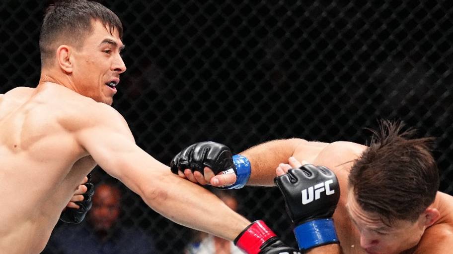 'El Loco' thrills fans with violent first-round finish in UFC Mexico co ...