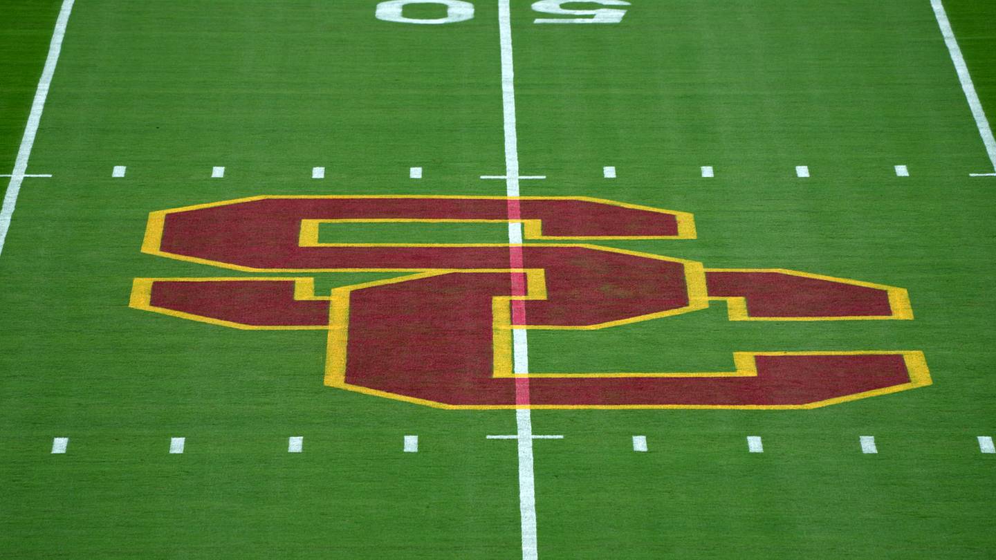 USC Football: All-American Trojans QB Named to California Sports Hall ...