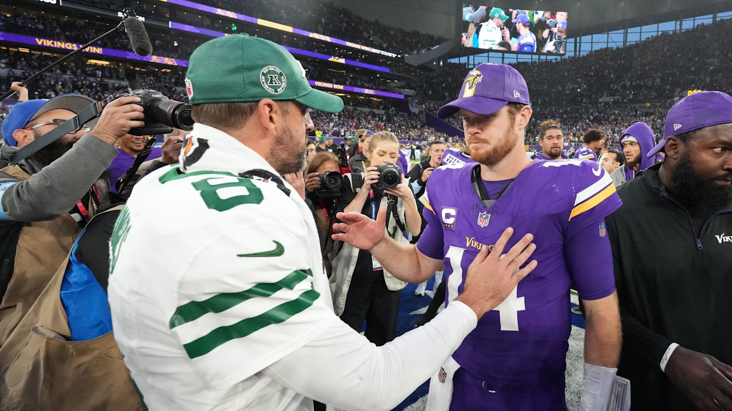 Minnesota Vikings' Sam Darnold Undefeated, Leading NFL with 11 ...