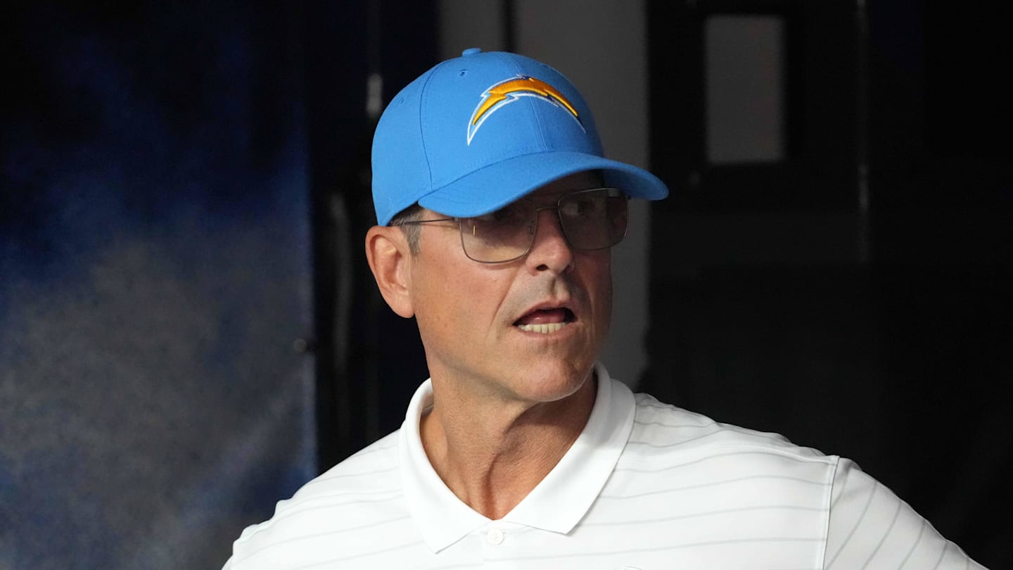 Chargers Will Remain on East Coast After Game With Panthers