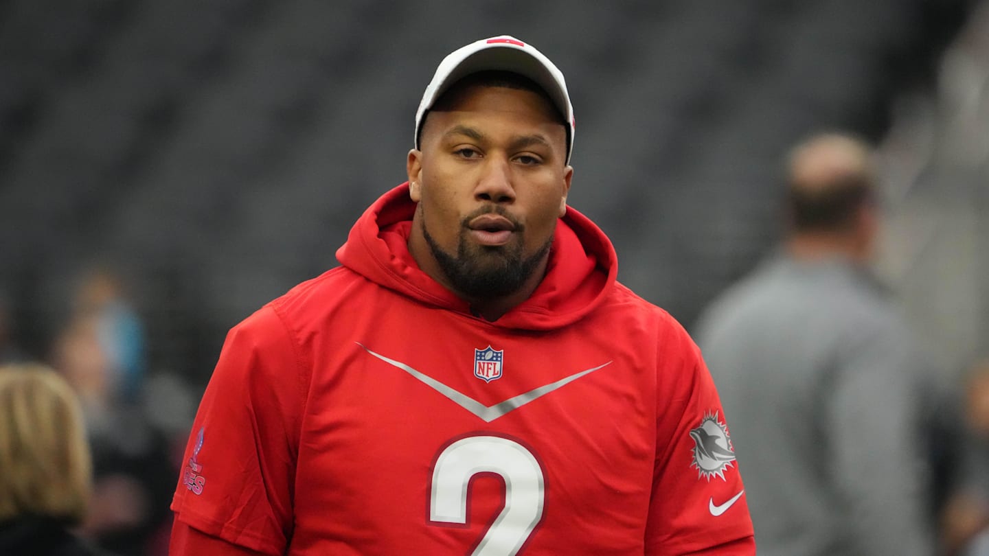 Miami Dolphins OLB. Brady Chubb Achieves Major College Honor