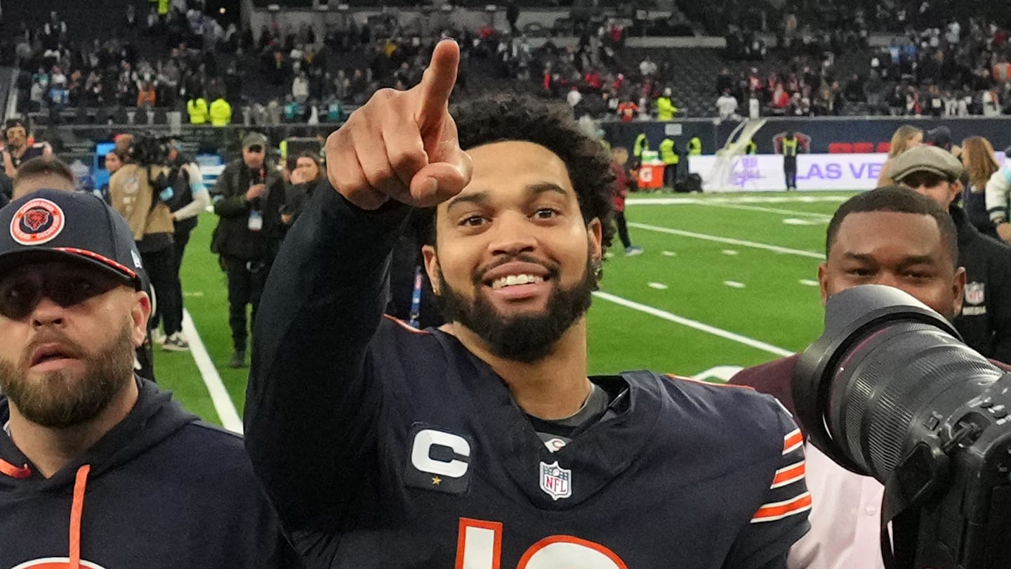 Bears QB Caleb Williams has one-word praise for another Chicago sports star