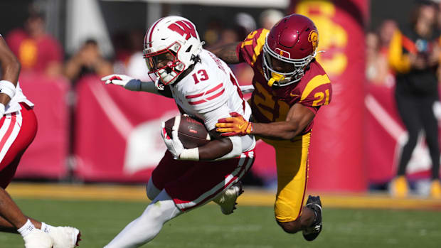 USC Trojans Linebacker Eric Gentry Injury Update: Out Vs. Minnesota?