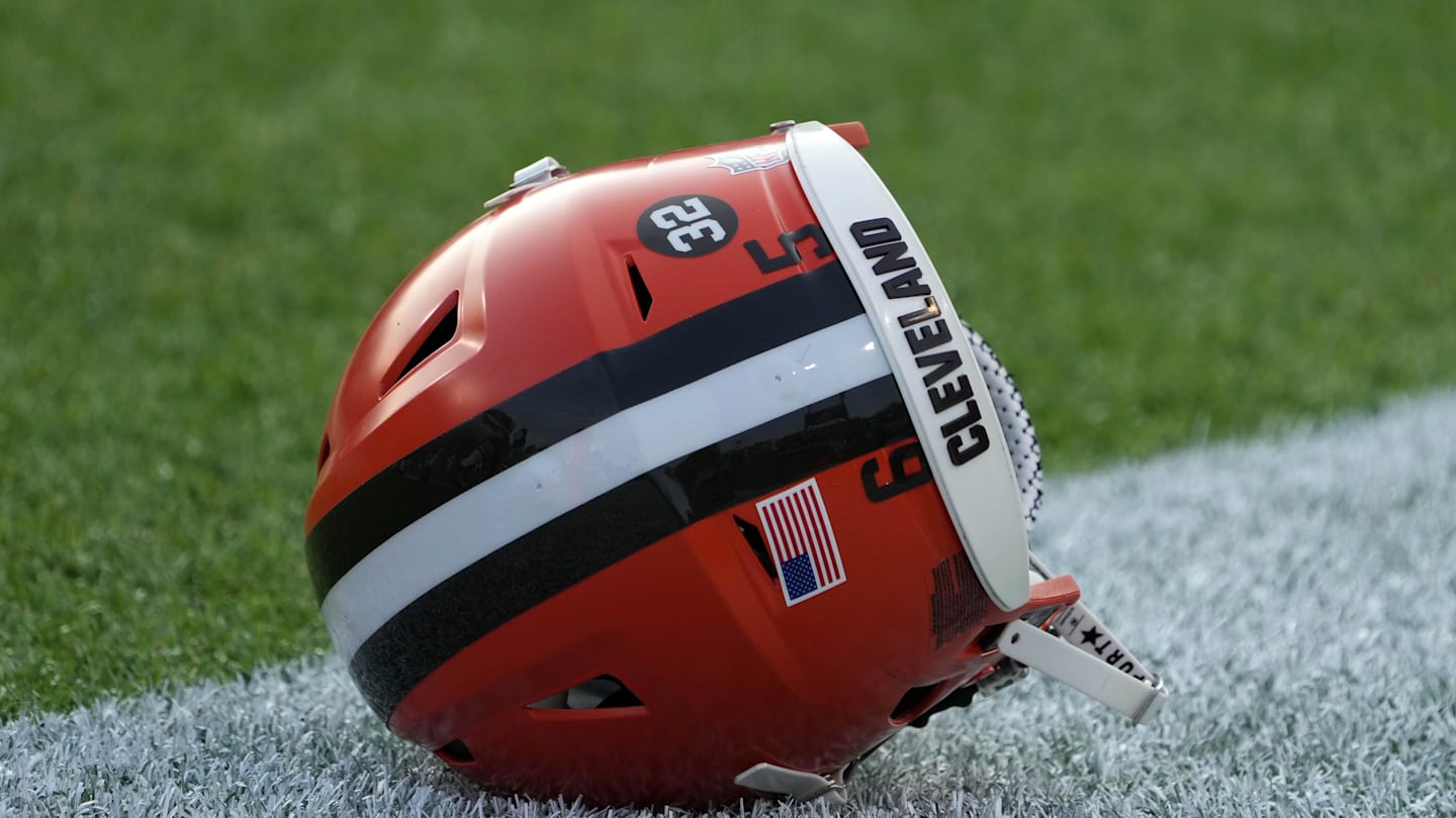 Eagles Trade Proposal To Land Browns $23 Million Three-Time Pro Bowler