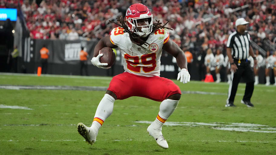 Andy Reid on Why Chiefs Were 'Comfortable' Making Kareem Hunt a Captain ...