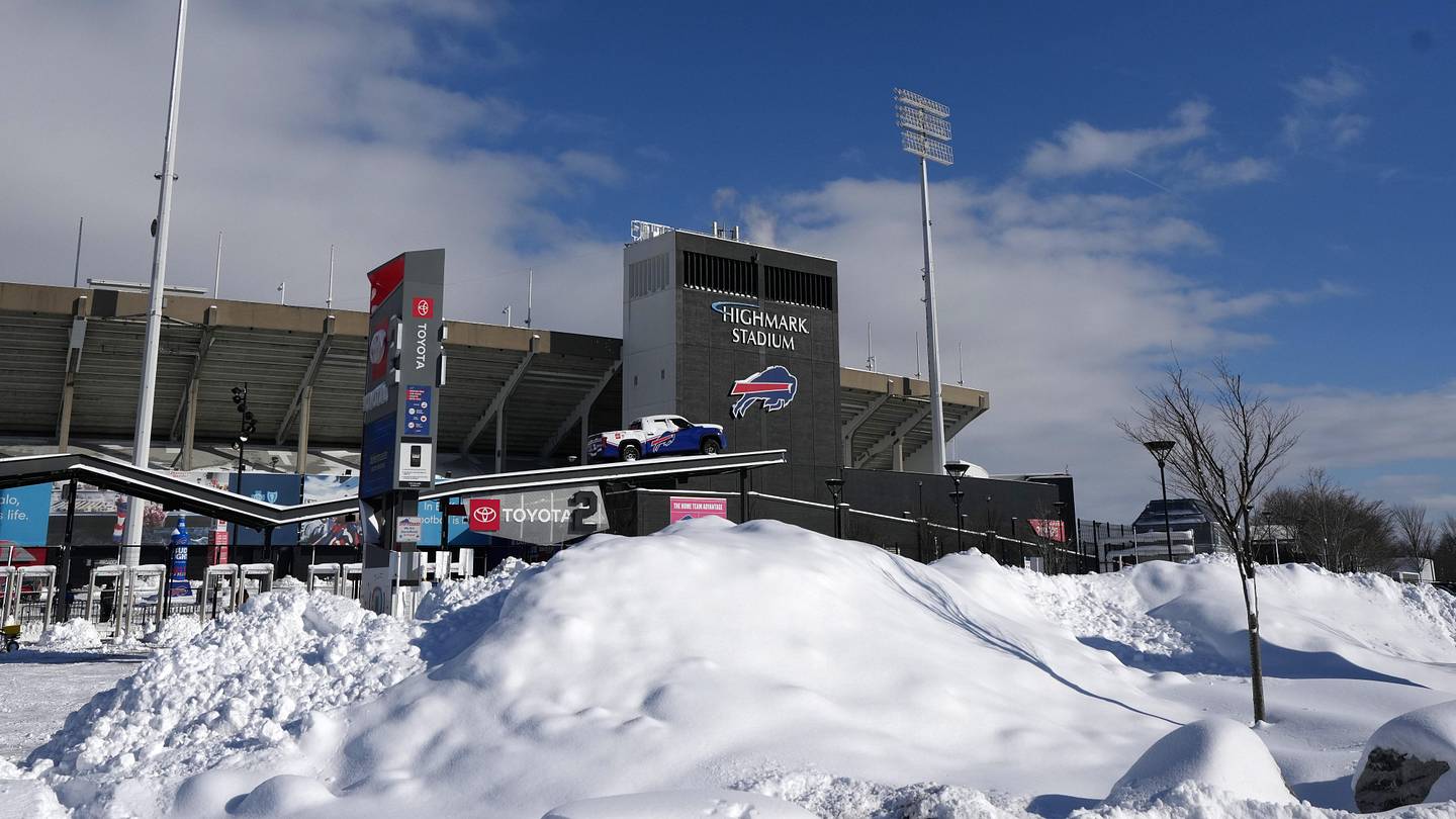 Heavy Snow Expected in Buffalo for Bills-49ers 'Sunday Night Football' Game