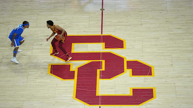 5-Star Recruit Alijah Arenas To Commit To Kansas Jayhawks, USC Trojans ...