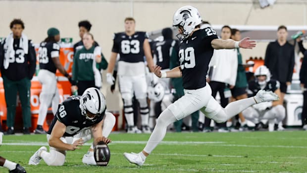 MSU's Jonathan Smith Names Players of the Game vs. BC