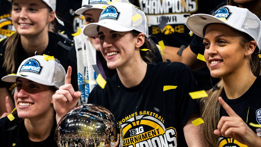 What If Caitlin Clark Had Chosen Notre Dame Instead? | Yardbarker