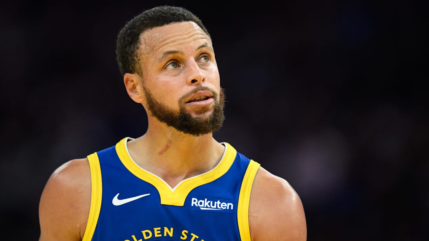 Stephen Curry rocks iconic Nike kicks after Under Armour breakup for ...